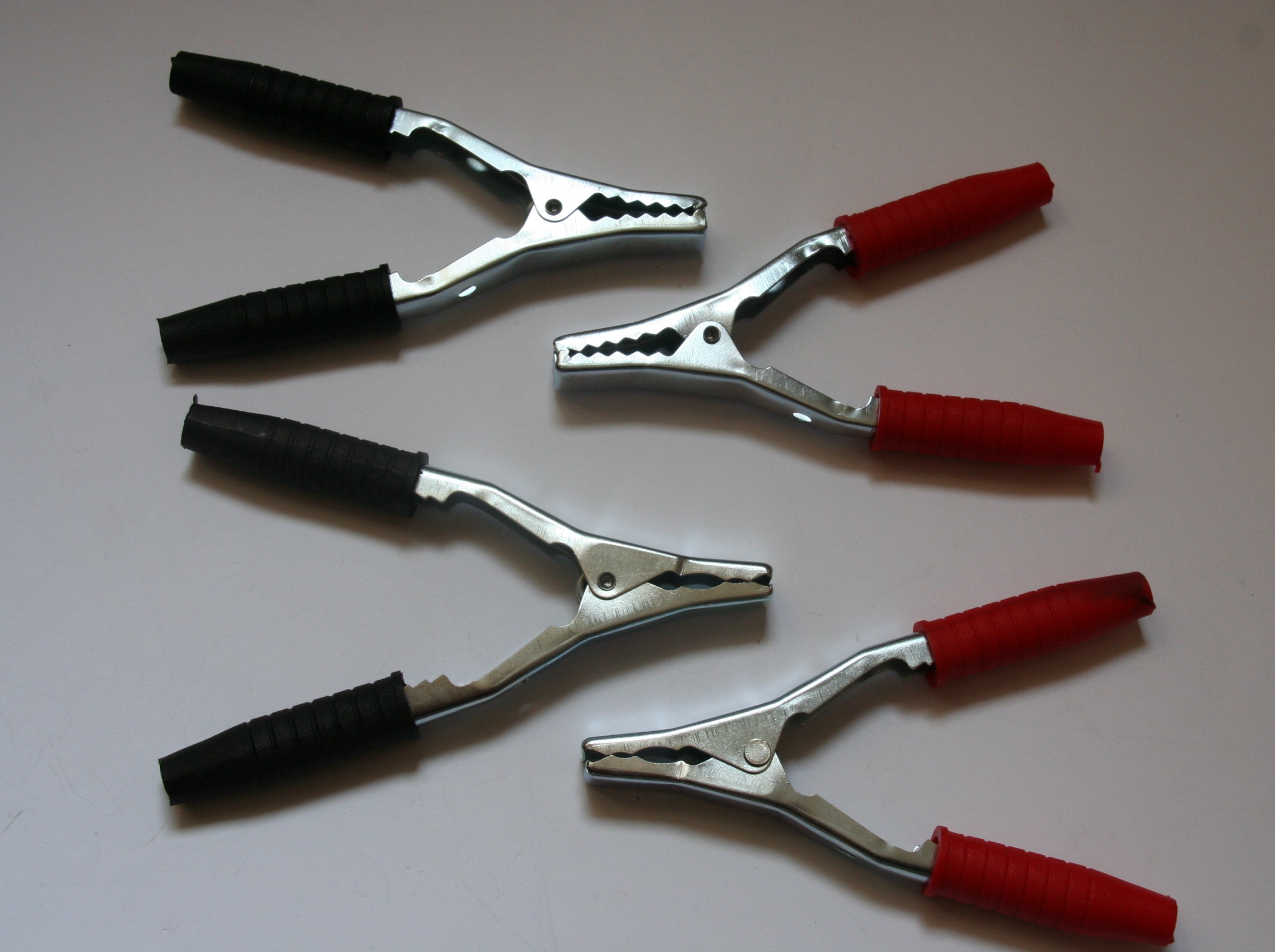 Zacisk szczękowy akumulatora L 150 z blachy 0,8 mm – Softex