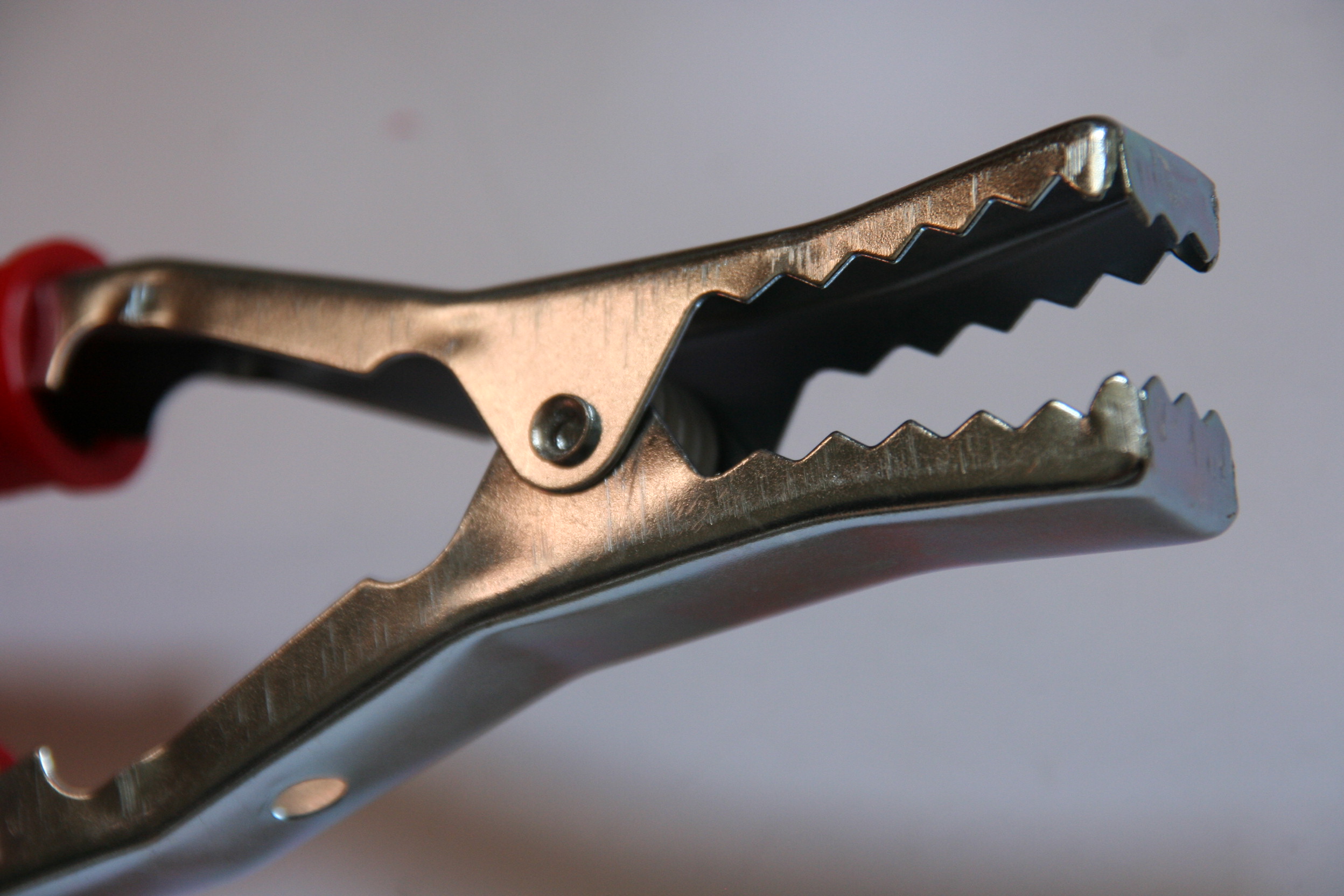 Zacisk szczękowy akumulatora L 150 z blachy 0,7 mm – Softex